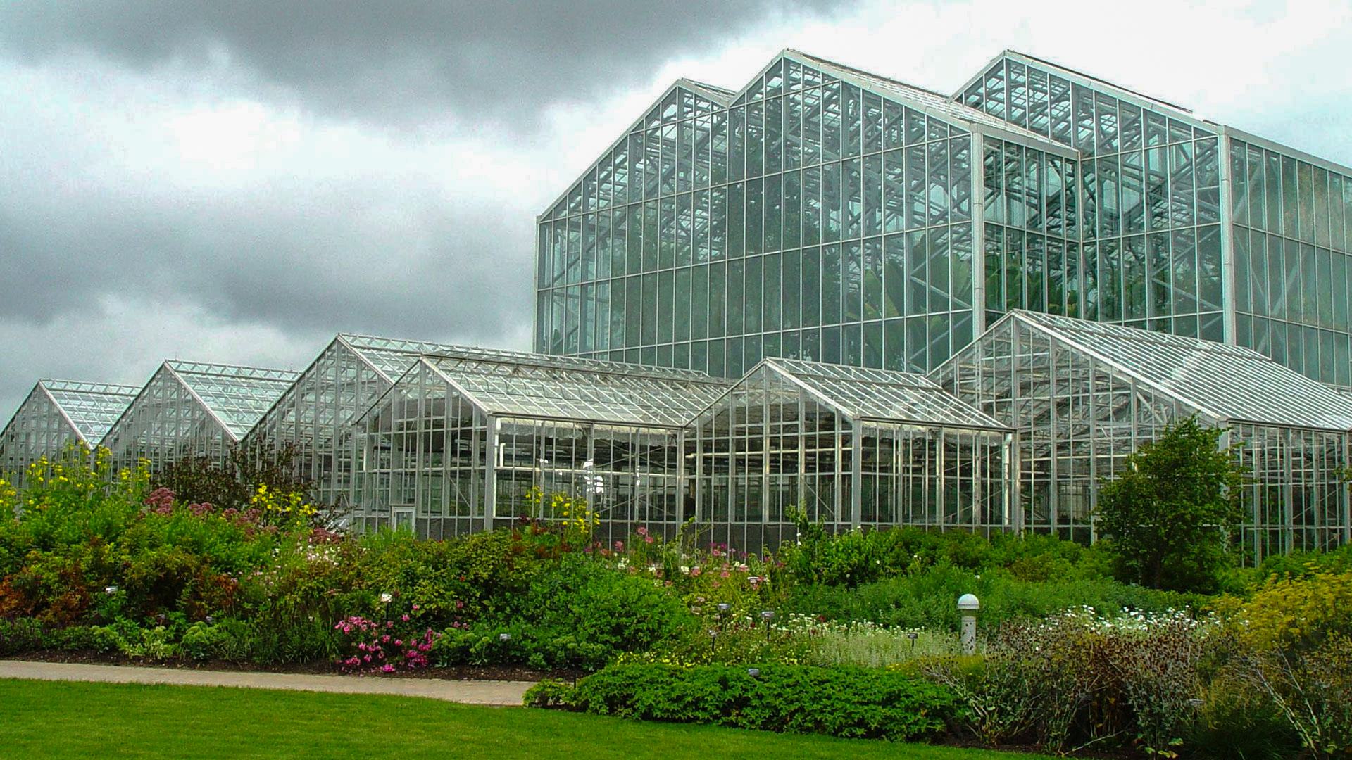 Research & Education: University and Teaching Greenhouses